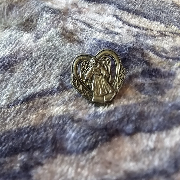 D & D Marketing | Jewelry | Vintage Angel In A Heart Lapel Pin | Poshmark